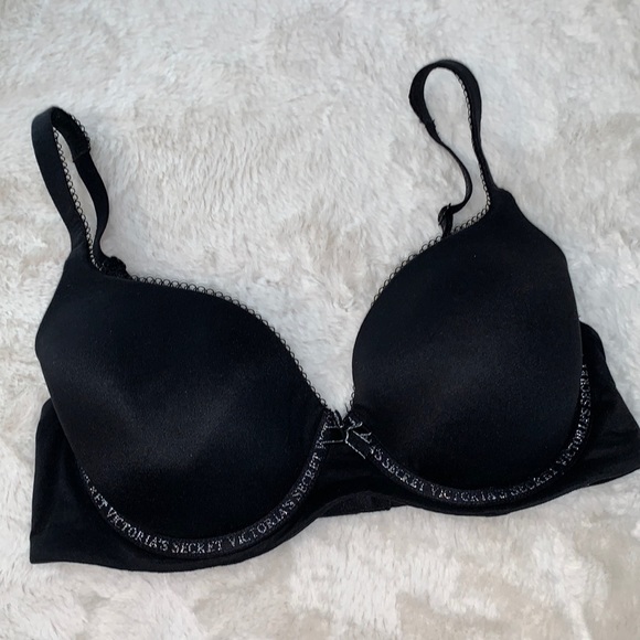 Victoria's Secret | Intimates & Sleepwear | 34c Victorias Secret Body ...